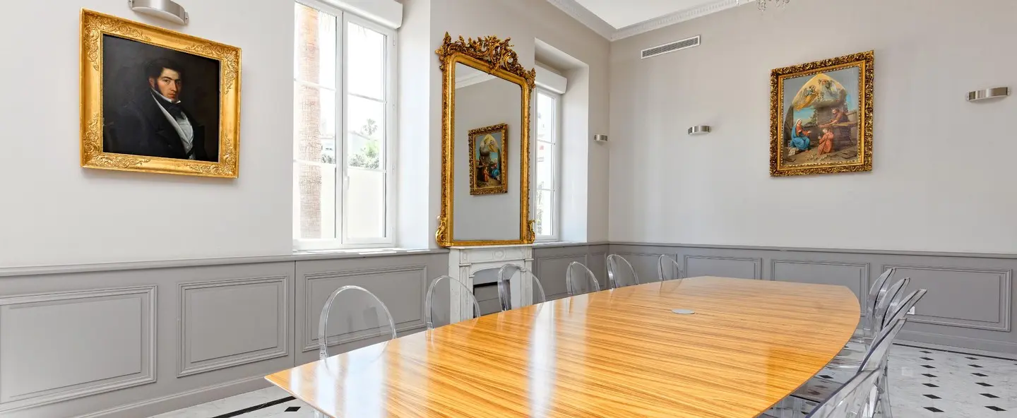 Fondation Pauliani : Administration